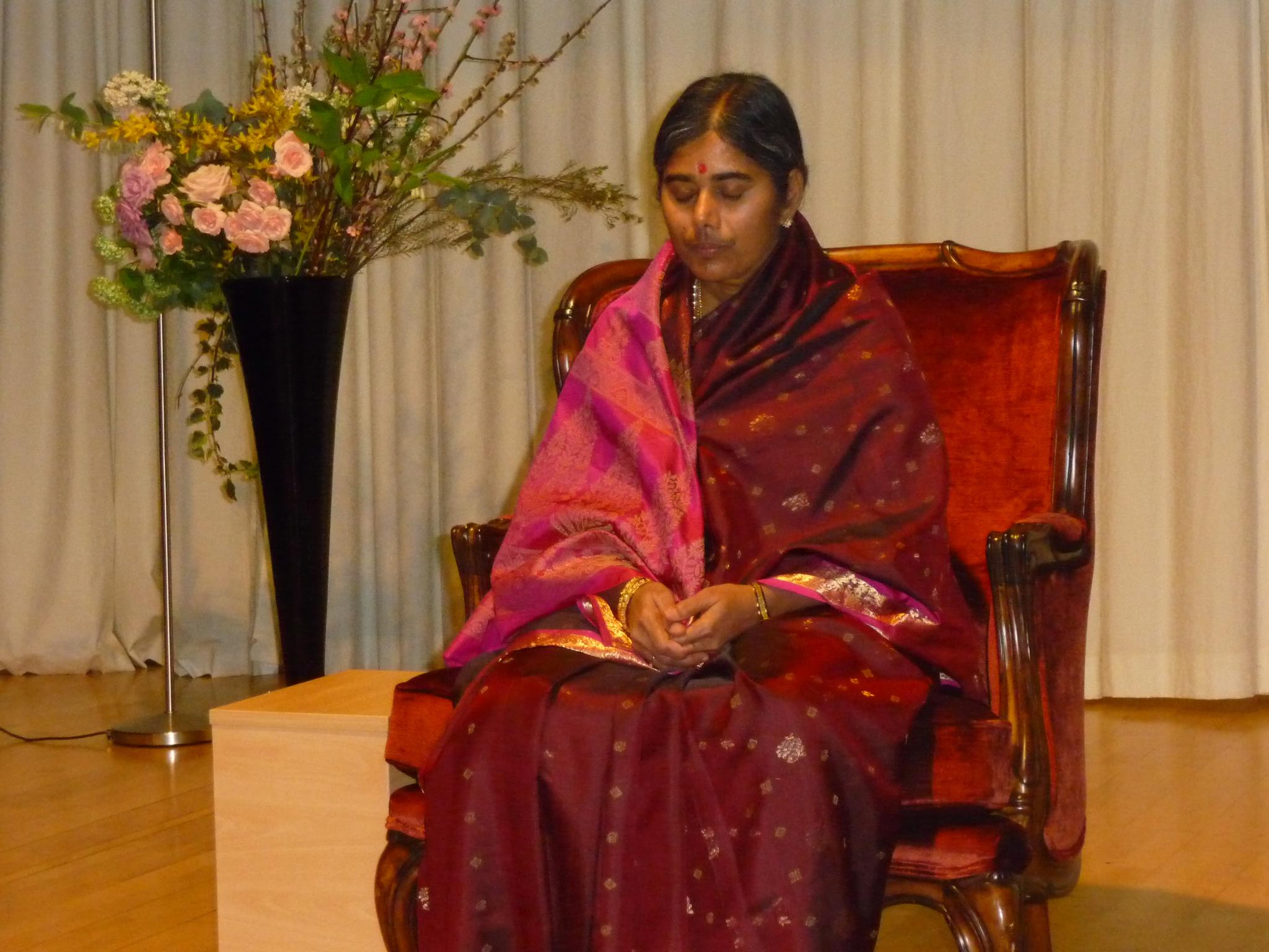 Mother Meera UK Web Site